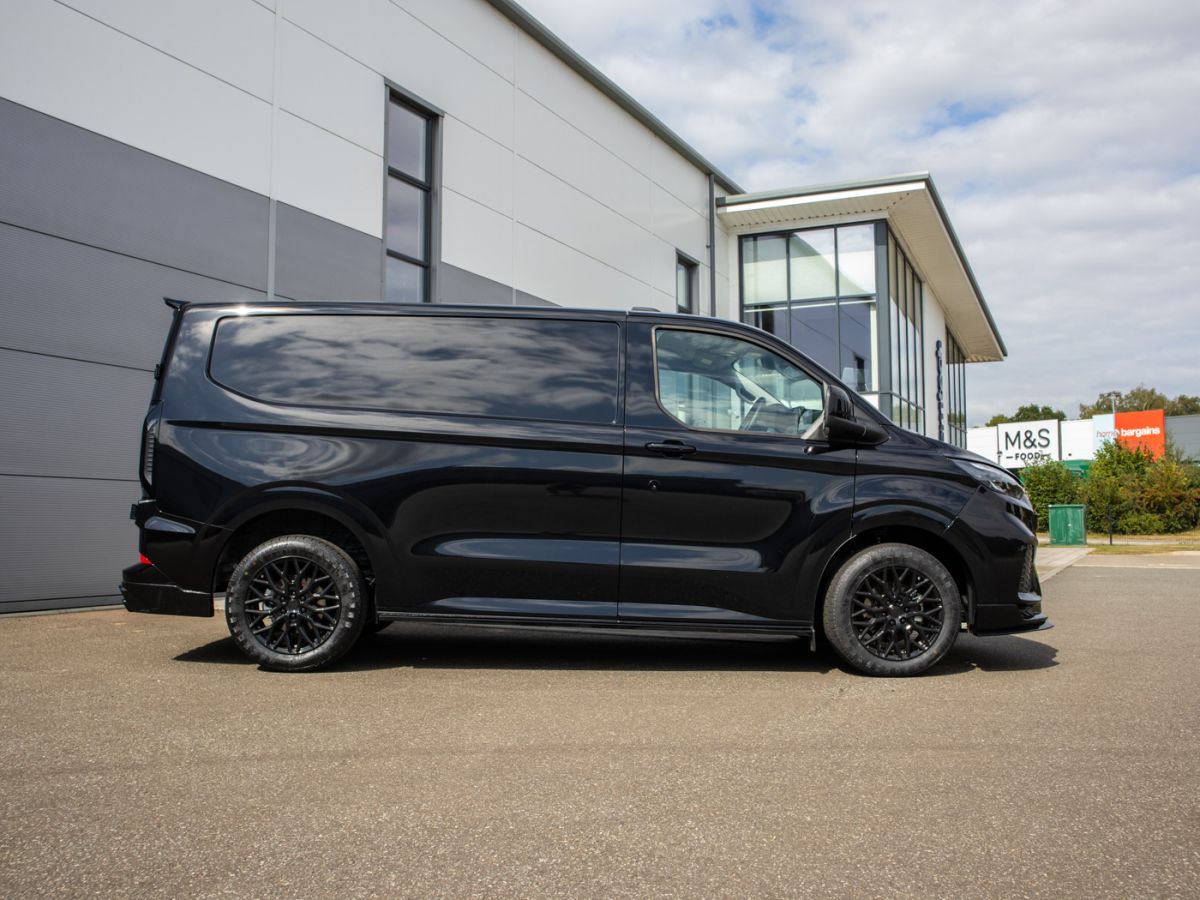 Ford Transit Custom 280 L1 136 Limited VORTEX GT | Crusader Vans